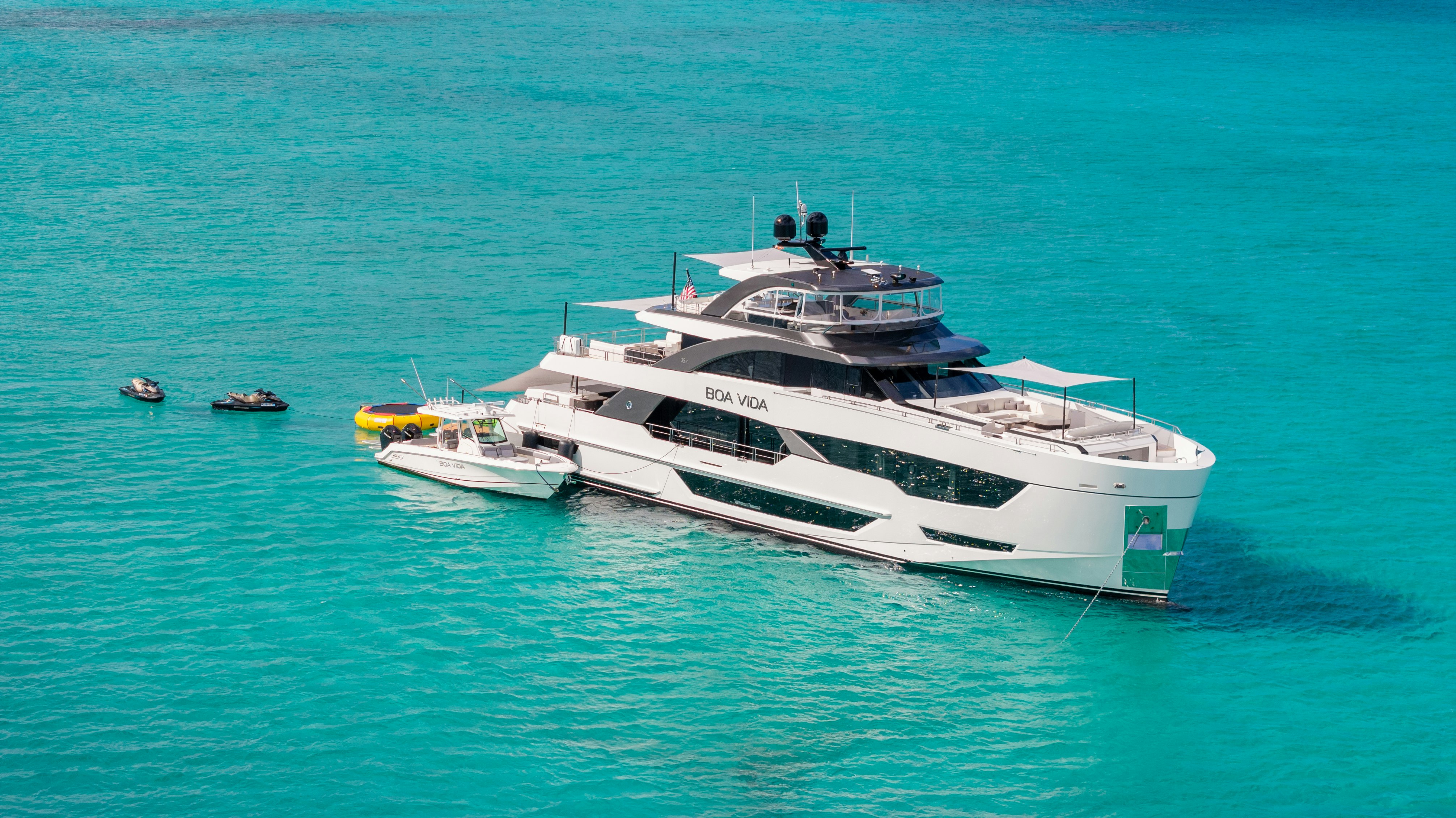 BOA VIDA Yacht for Charter | 116' (35.36m) 2023 5 Cabins Ocean ...