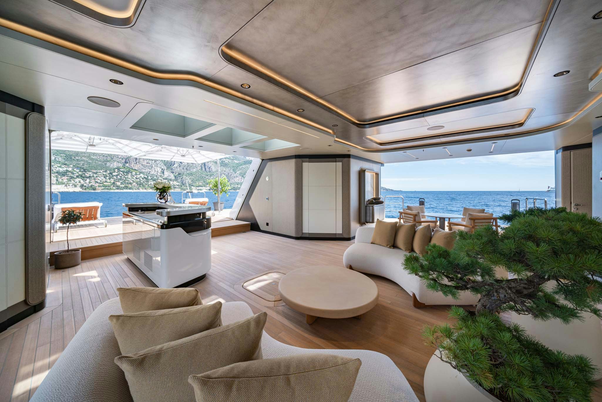MALIA Yacht for Charter | 254' 11" (77.7m) 2023 8 Cabins Golden Yachts ...