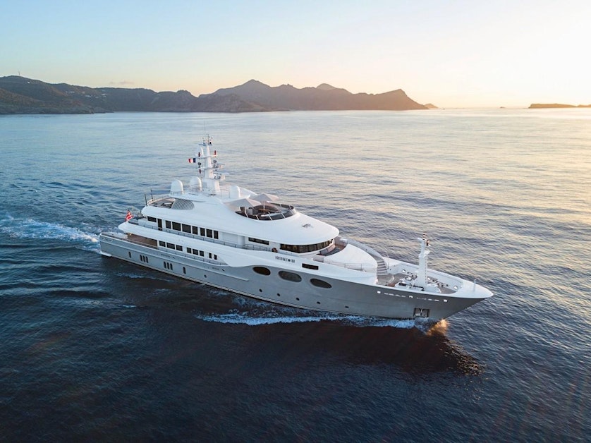 FORTUNATE SUN Yacht for Sale in France | 177' (54m) 2003 OCEANFAST | N&J