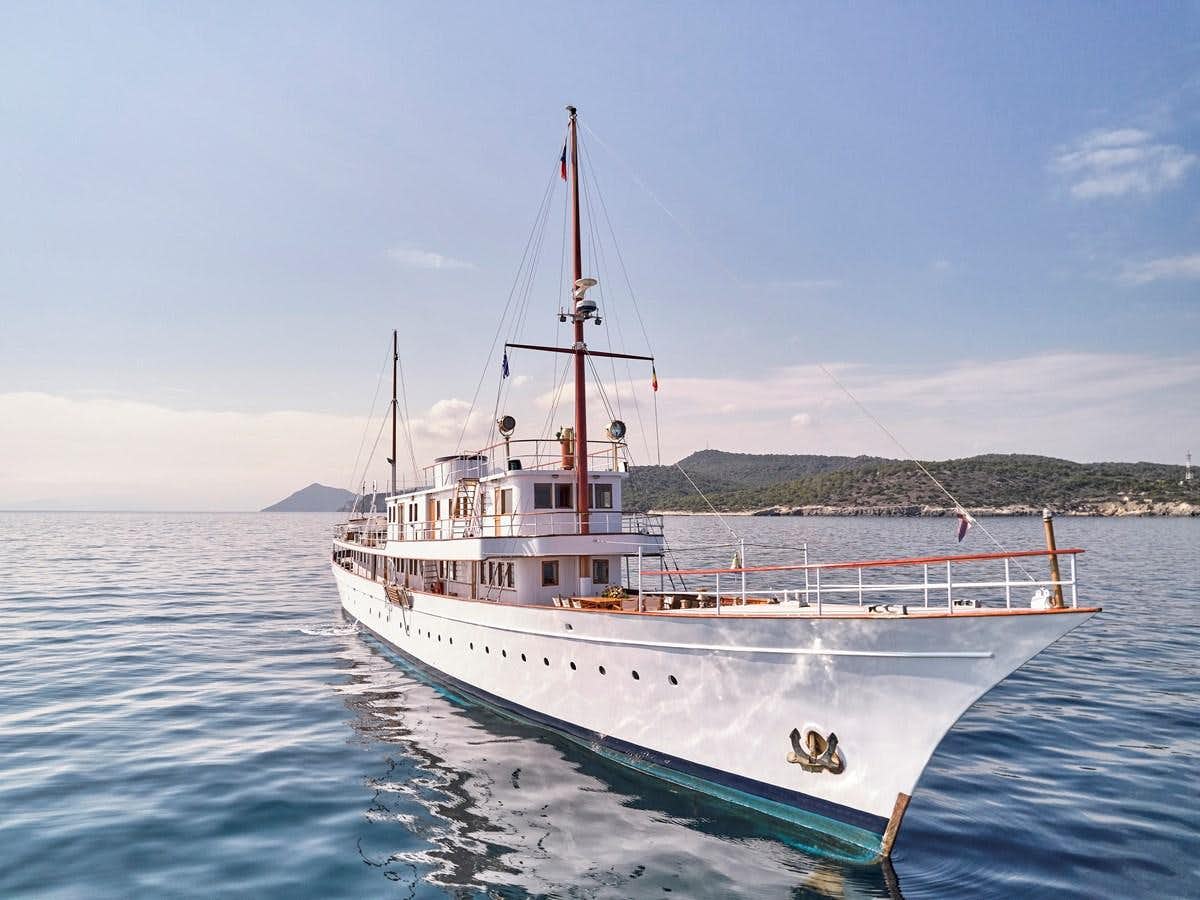 MADIZ Yacht for Sale | 181' (55.4m) 1902 AILSA SHIPBUILDING CO. | N&J