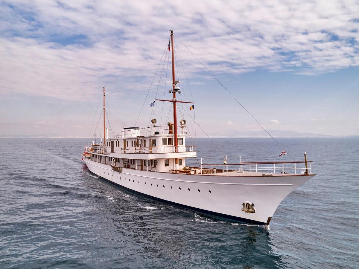 MADIZ Yacht for Sale | 181' (55.4m) 1902 AILSA SHIPBUILDING CO. | N&J