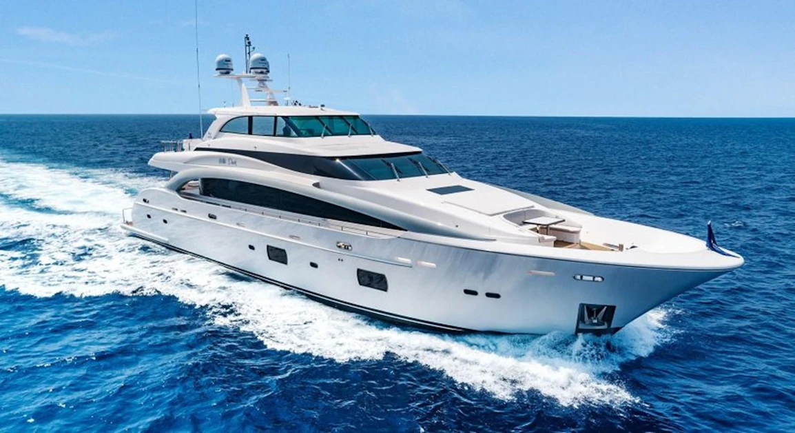 WILD DUCK Yacht for Sale | 110' (33.52m) 2019 HORIZON YACHTS | N&J