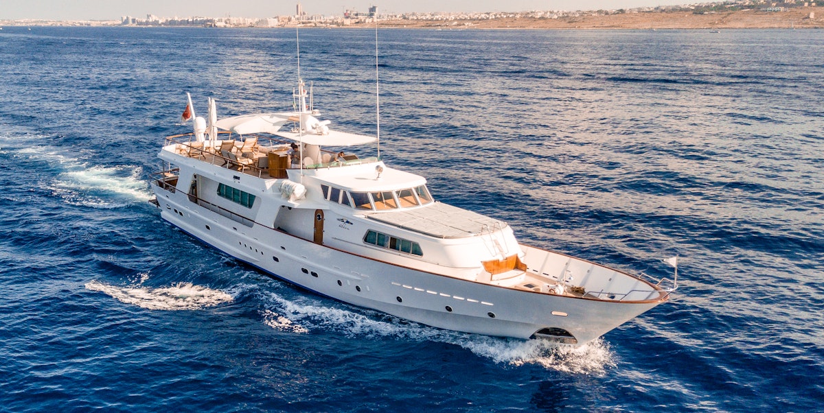 A&A Yacht for Charter | 92' (28.12m) 1974 5 Cabins CRN | N&J