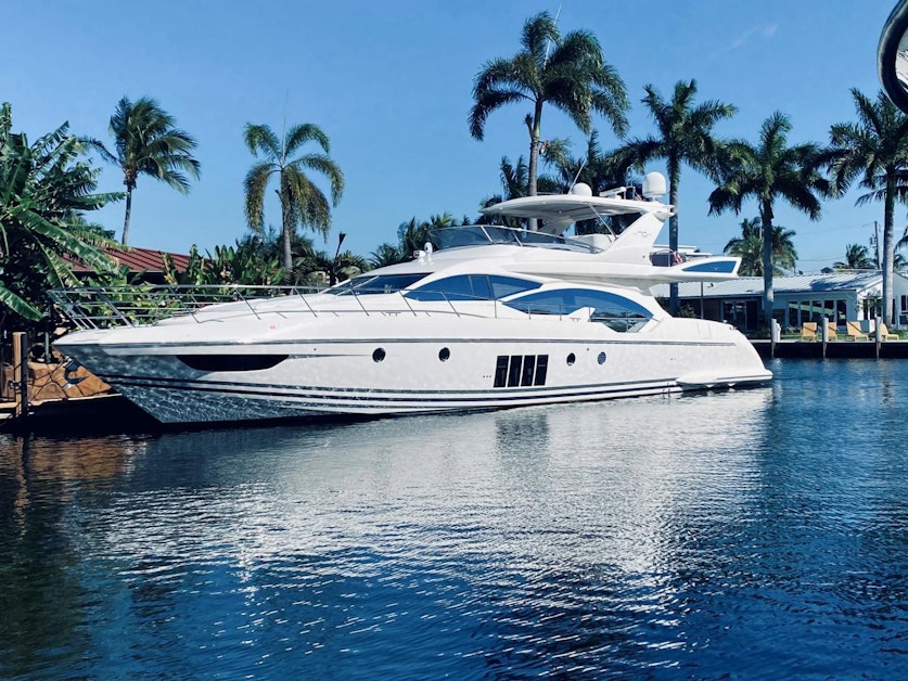 AZIMUT 70 Yacht for Sale in Ft. Lauderdale | 70' (21.34m) 2011 Azimut | N&J