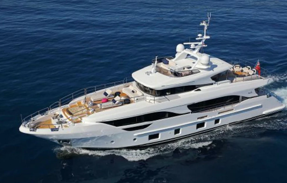 2020 BENETTI DELFINO 95 Yacht for Sale in Croatia | 94' (28.95m) 2020 ...