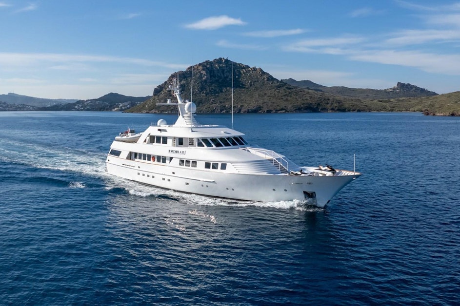 SEA FALCON II Yacht for Sale | 153' (46.67m) 1993 PUGLIA | N&J
