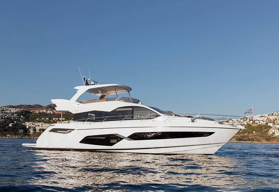 SUNSEEKER 70' MANHATTAN Yacht for Sale | 69' (21.21m) 2021 SUNSEEKER | N&J